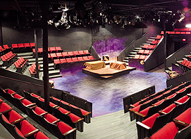 Pin by Jessica Hunt on Theatre | Theatre in the round, Stage set design ...